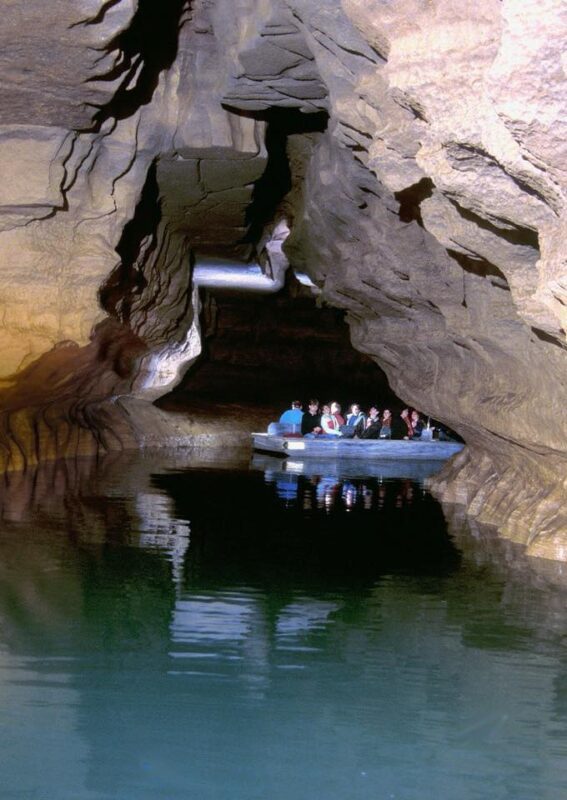 Bluespring Caverns Indiana: Underground River Tours