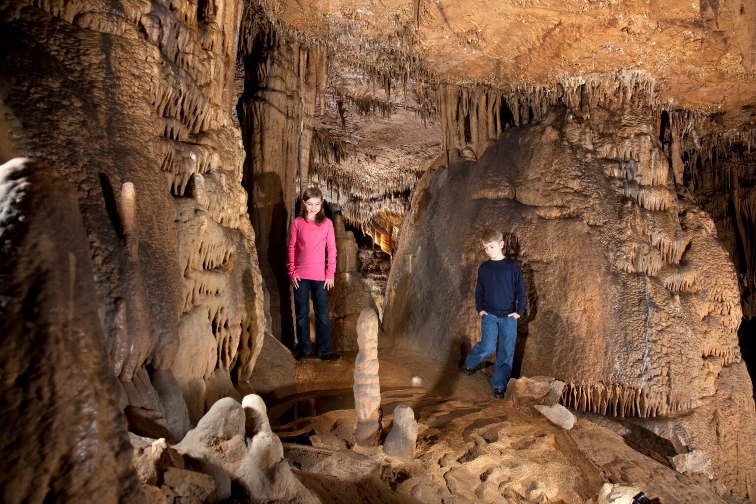 4 Best Caves in Indiana to Explore