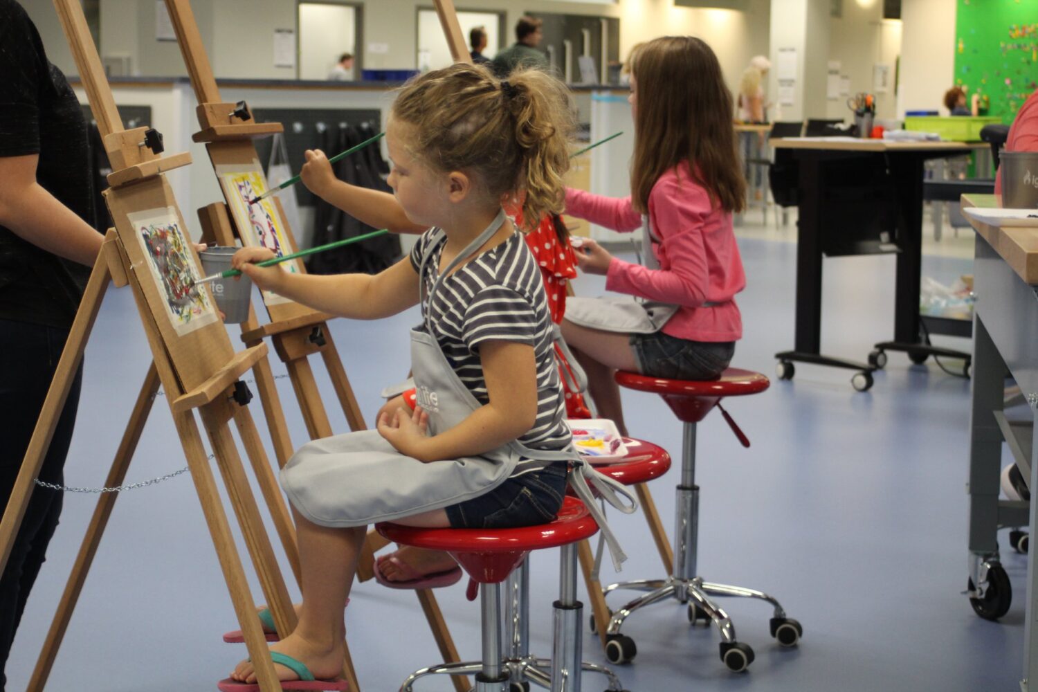 Ignite Art Studio and Makerspace in Fishers - a free art library