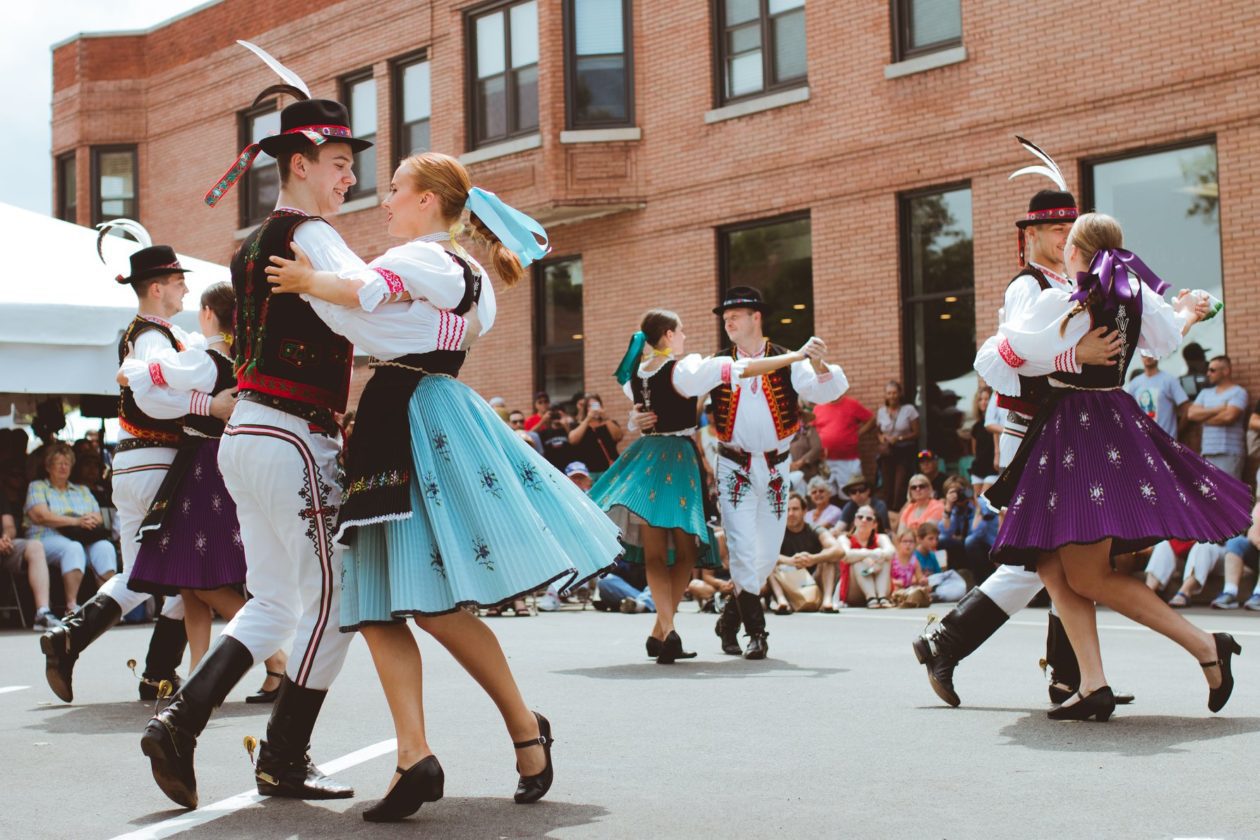 8 Amazing Small-Town Indiana Festivals Worth the Drive 2026